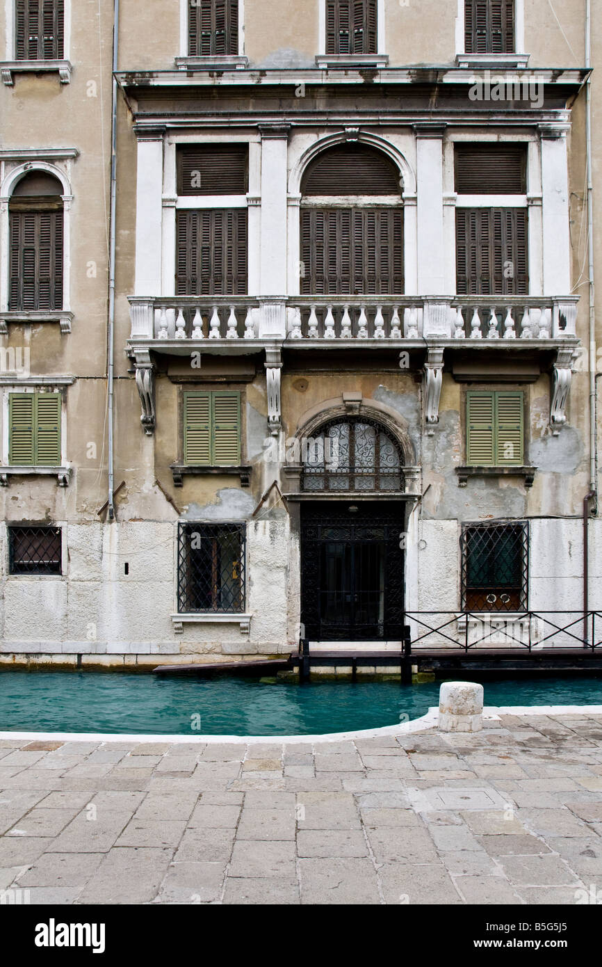 Typical venetian house hi-res stock photography and images - Alamy