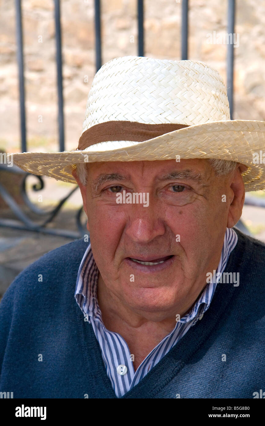 Spanish man hi-res stock photography and images - Alamy