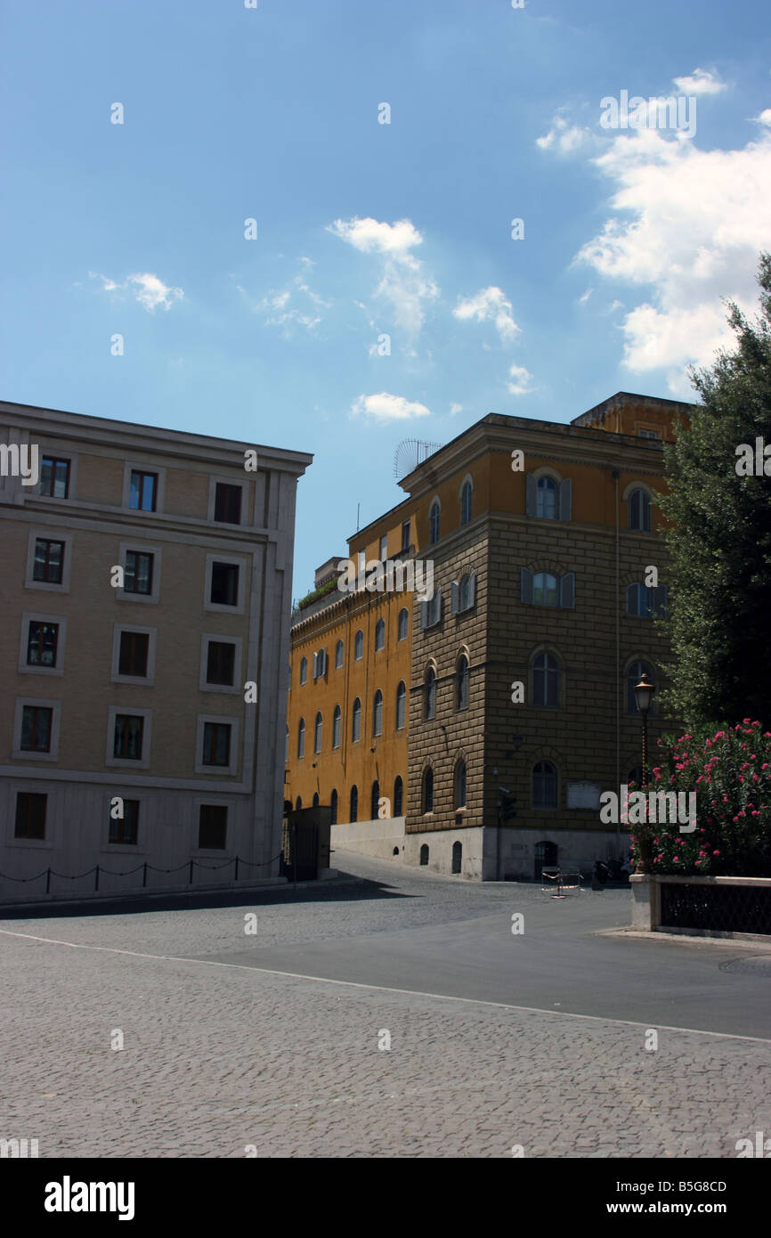 Vatican city border square hi-res stock photography and images - Alamy