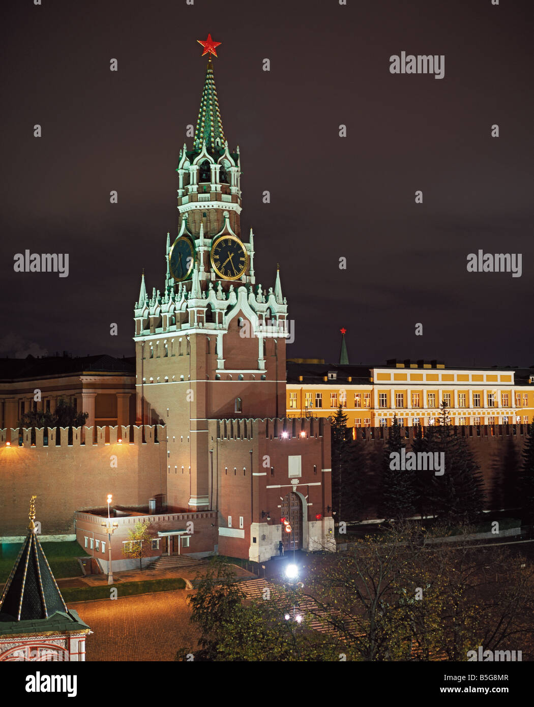 Kremlin aerial view moscow hi-res stock photography and images - Alamy