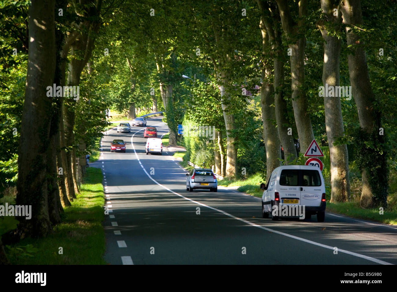 Drive on n1 hi-res stock photography and images - Alamy