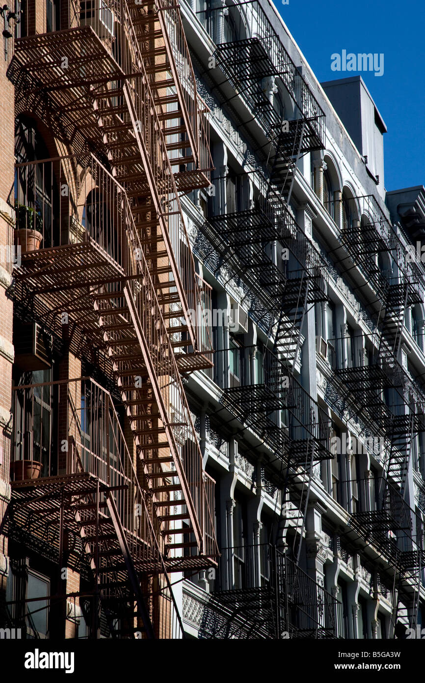 Fire escapes hi-res stock photography and images - Alamy