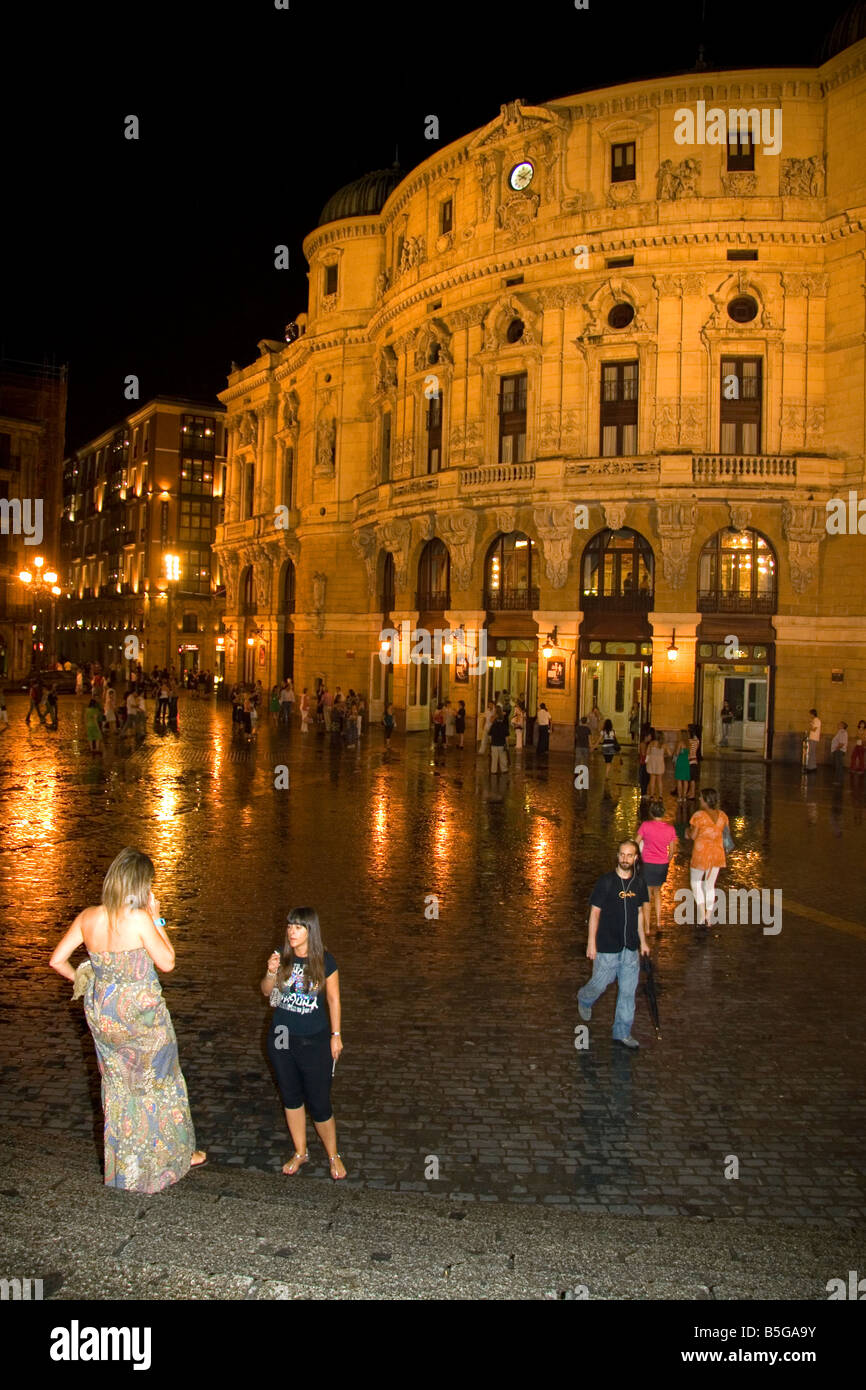 Bilbao opera house hi-res stock photography and images - Alamy
