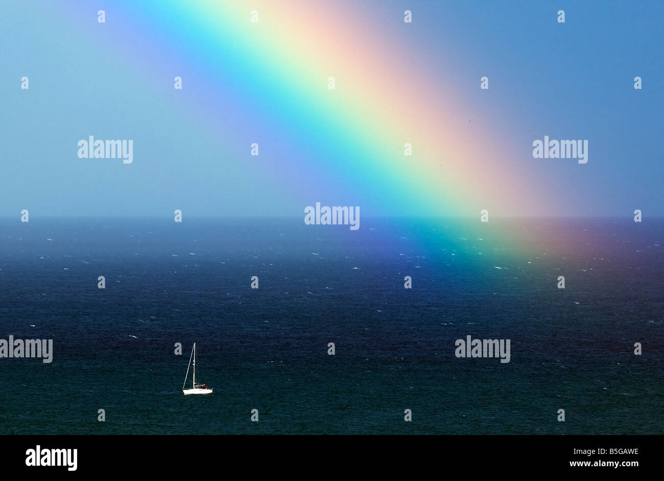 Beautiful rainbow ocean hi-res stock photography and images - Alamy