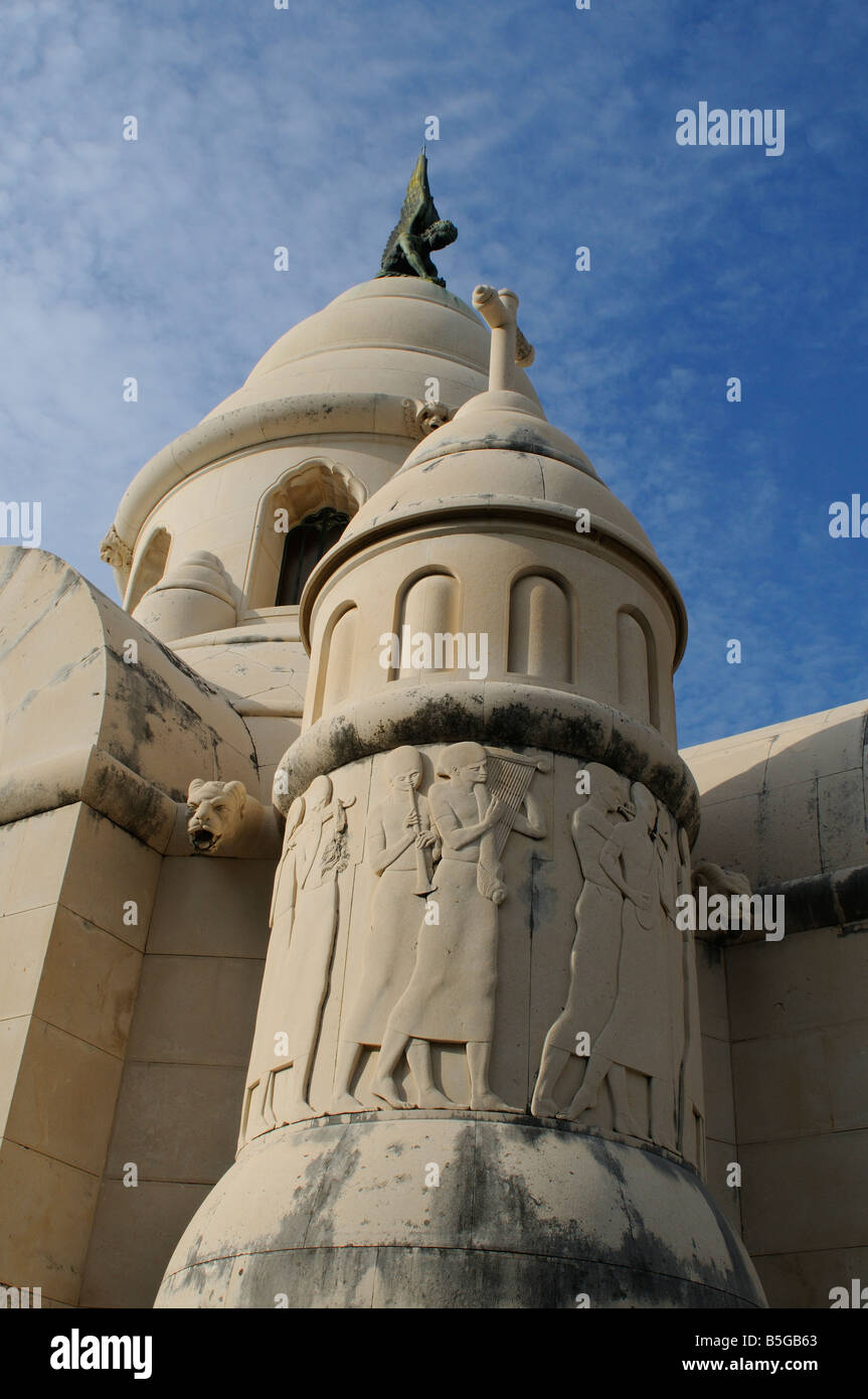 The Mausoleum of the Petrinovic family by sculptor Toma Rosandic in ...