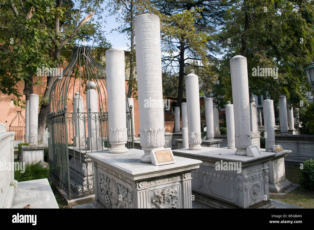 Turkey Istanbul The cemetery around the tomb of Sultan Mahmut II Stock ...