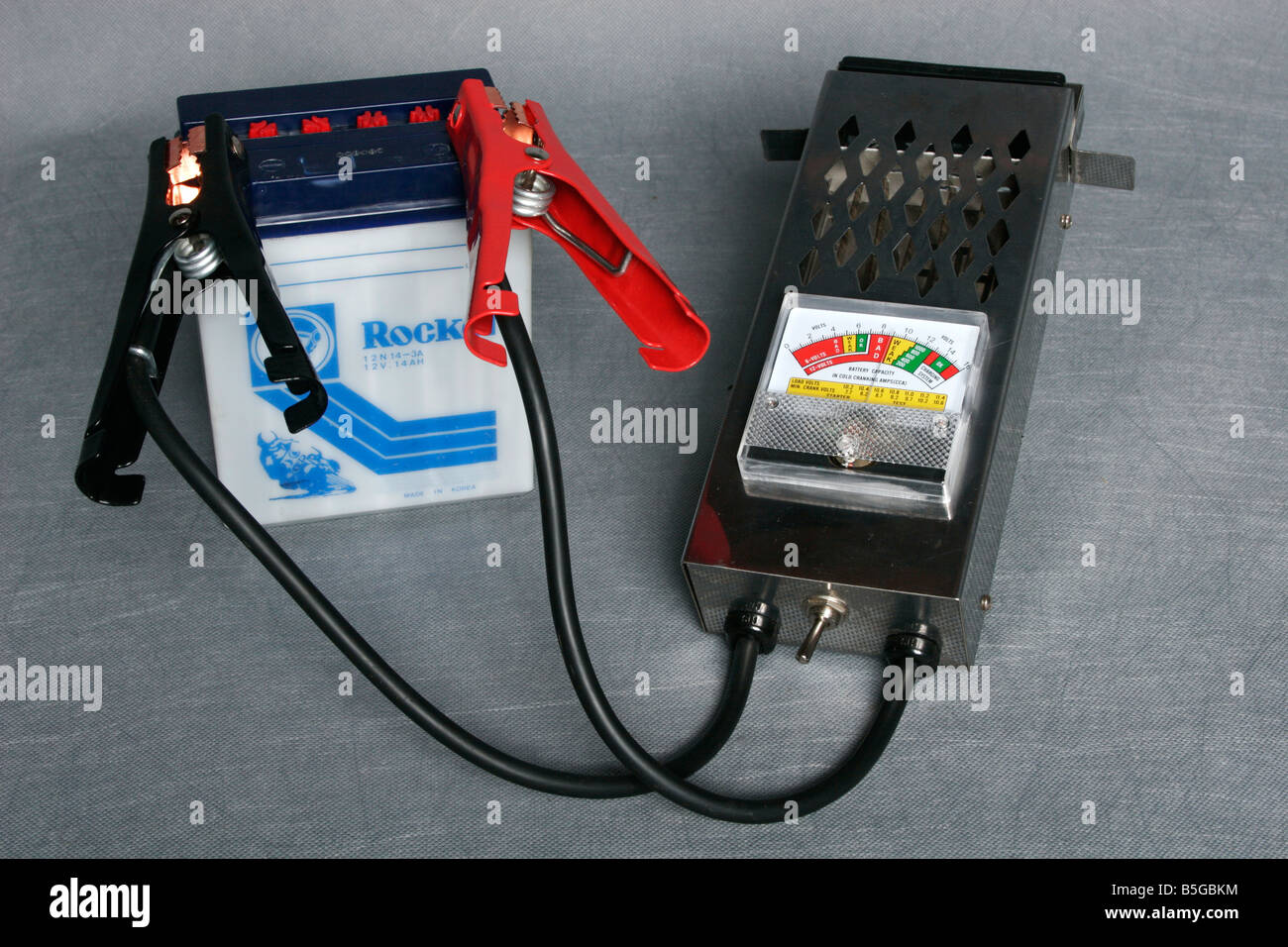 Battery load test hi-res stock photography and images - Alamy