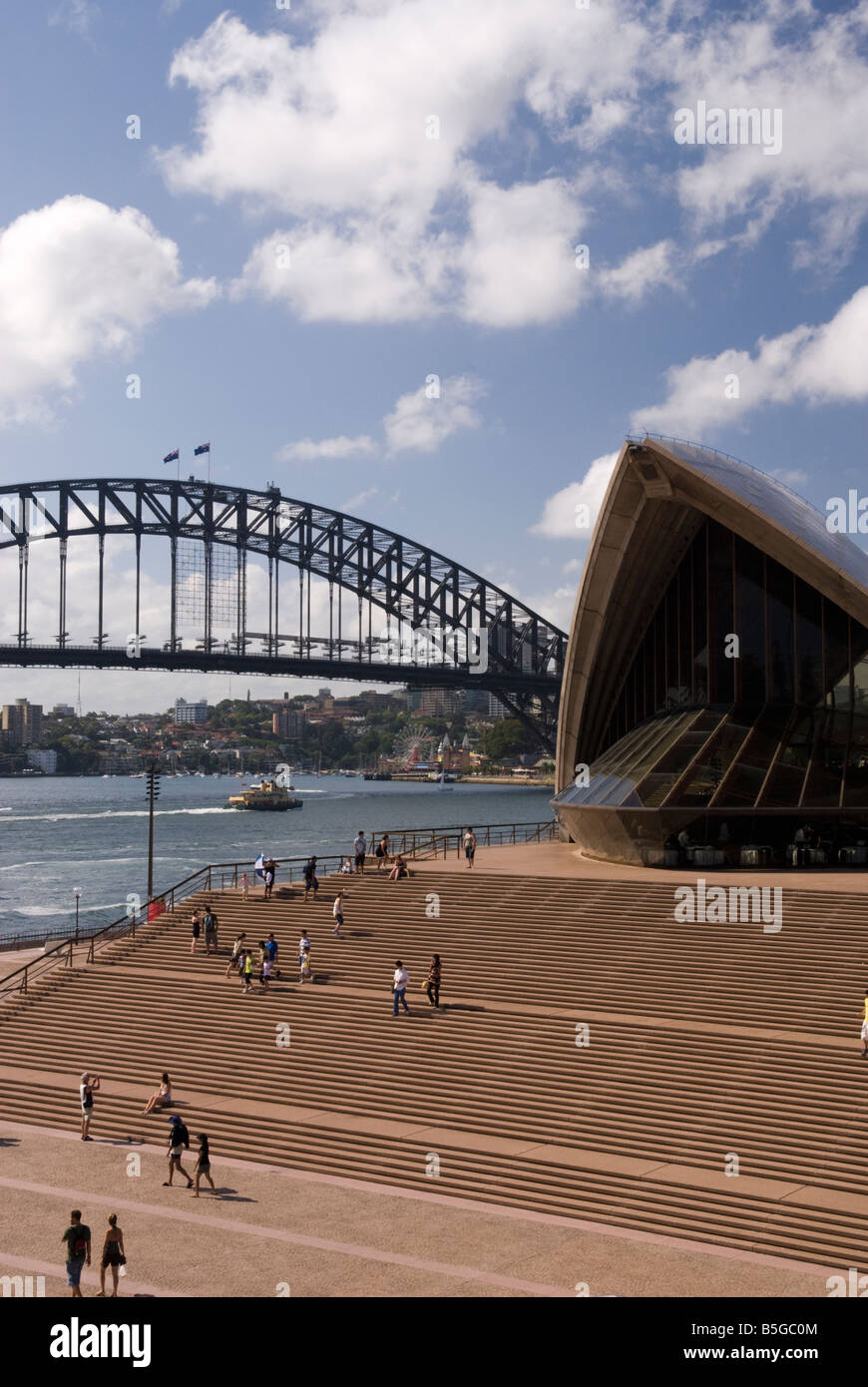 The Sydney Opera House Sydney Australia - a 20th Century expressionist ...