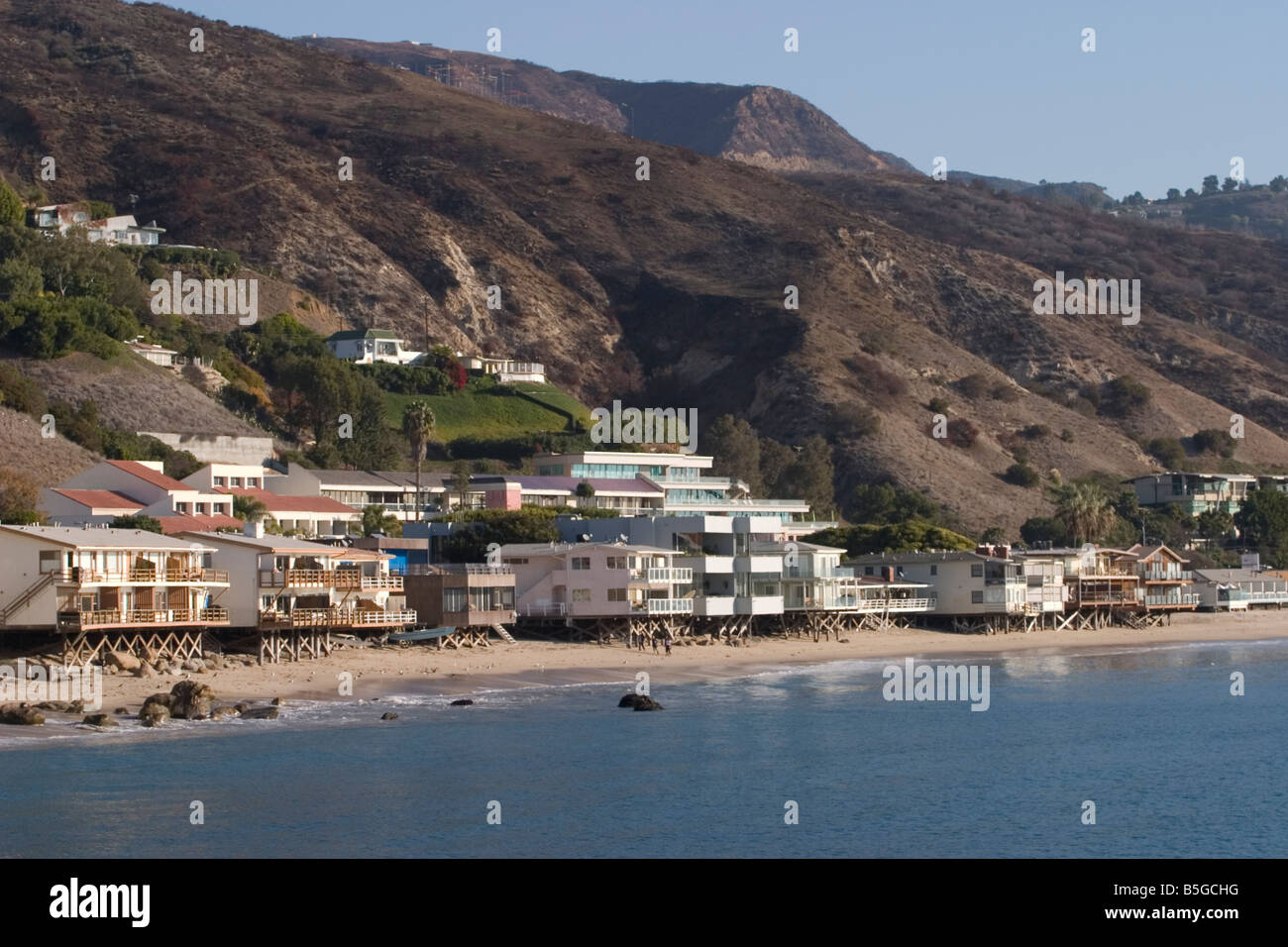 Beautiful homes on pacific hi-res stock photography and images - Alamy