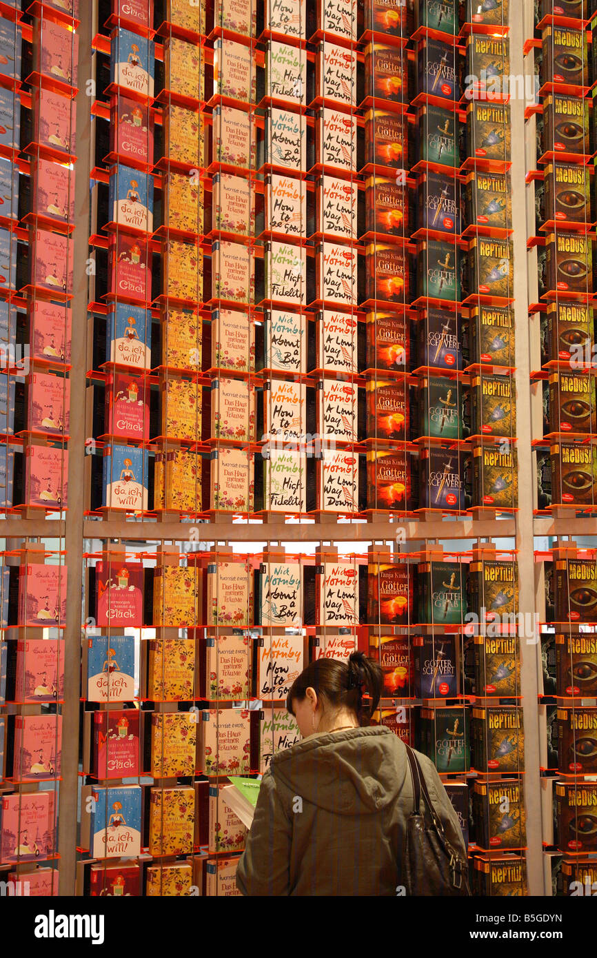 Teen book covers hi-res stock photography and images - Alamy