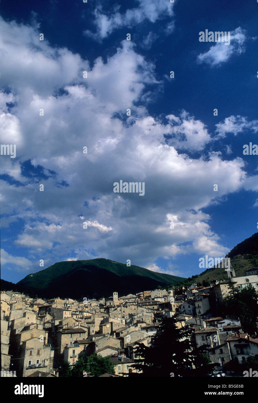 Scanno , L'Aquila, Abruzzo, Italy Stock Photo - Alamy