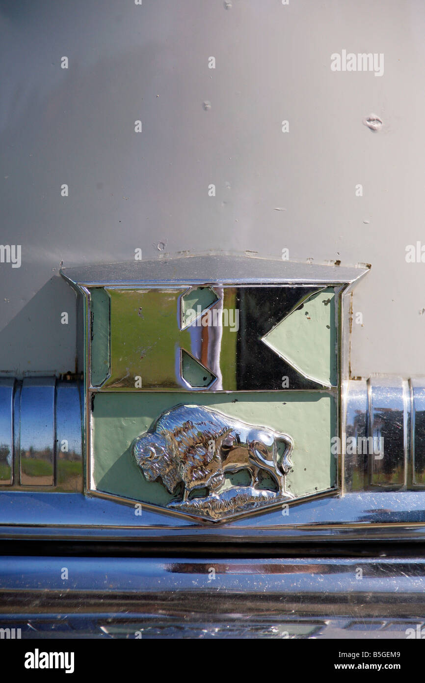 Car emblem hi-res stock photography and images - Alamy