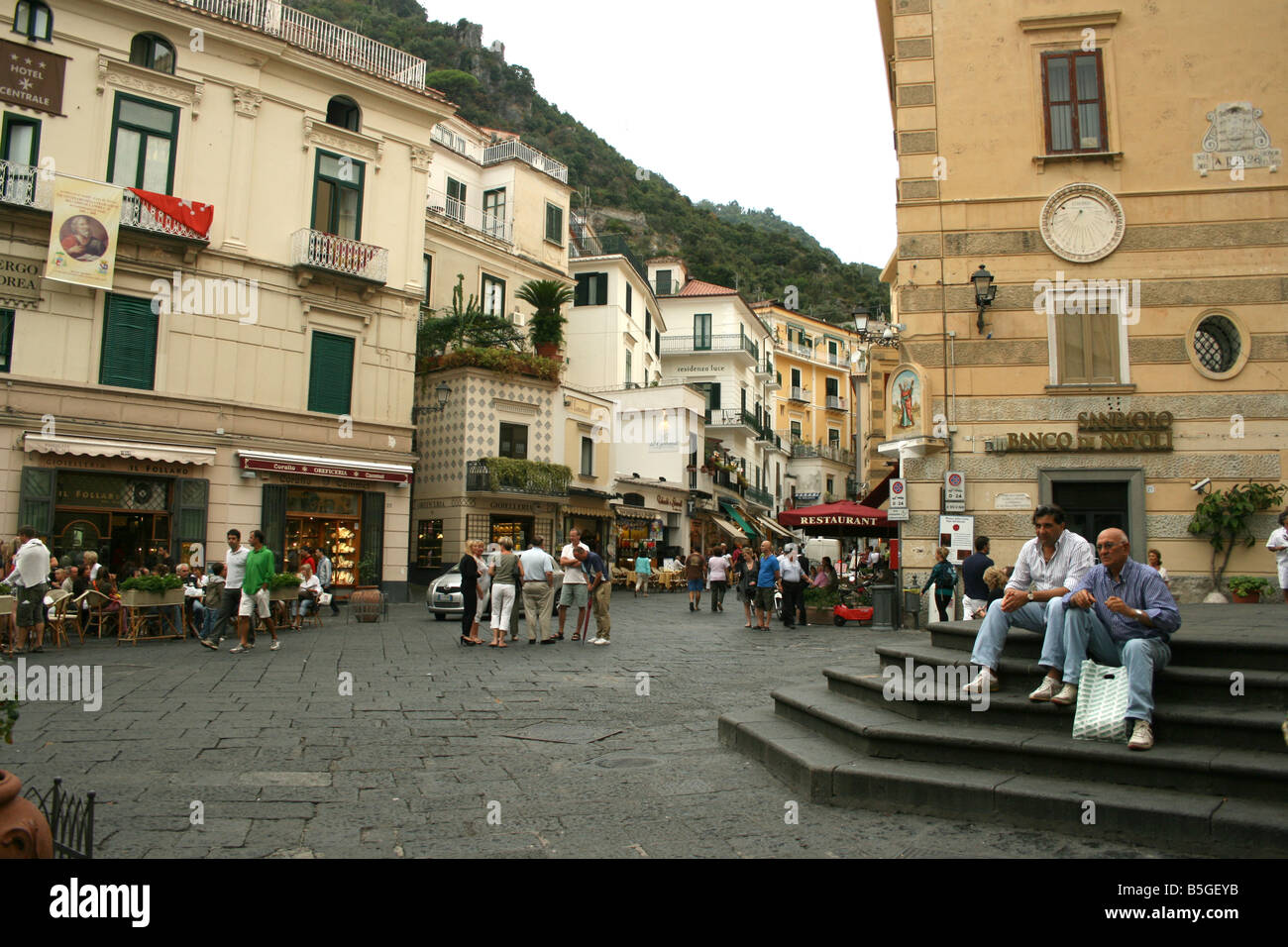 Amalfi cathedral steps hi-res stock photography and images - Alamy