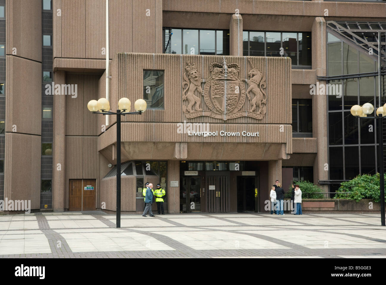 Liverpool crown court hi-res stock photography and images - Alamy