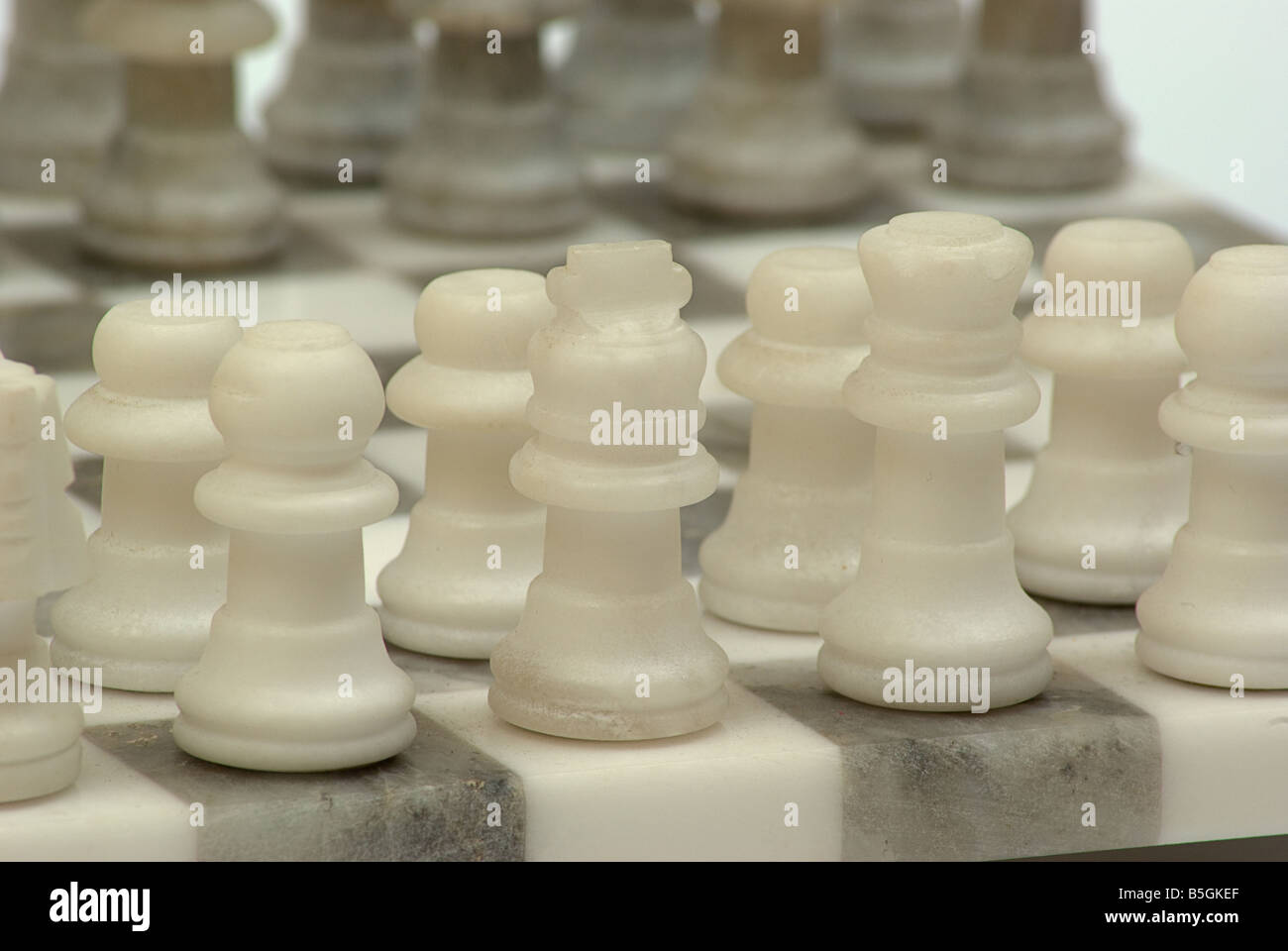 Chess board tiles hi-res stock photography and images - Alamy