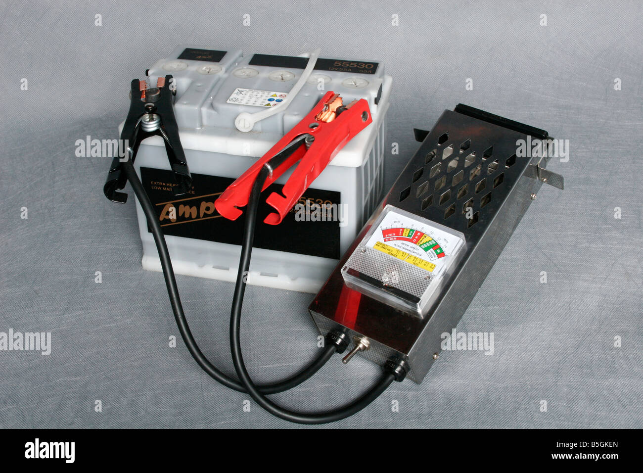 Car battery tester hi-res stock photography and images - Alamy