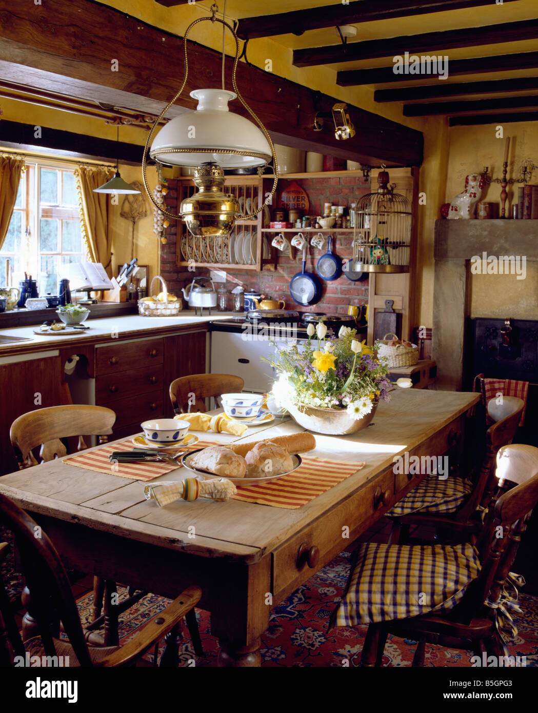 Victorian cottage kitchen hi-res stock photography and images - Alamy