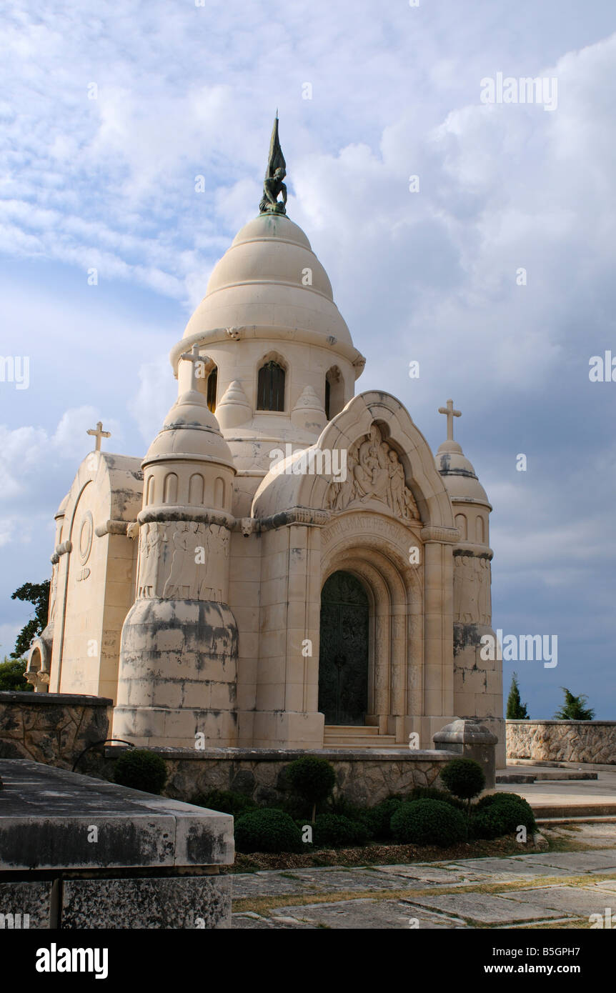 The Mausoleum of the Petrinovic family by sculptor Toma Rosandic in ...