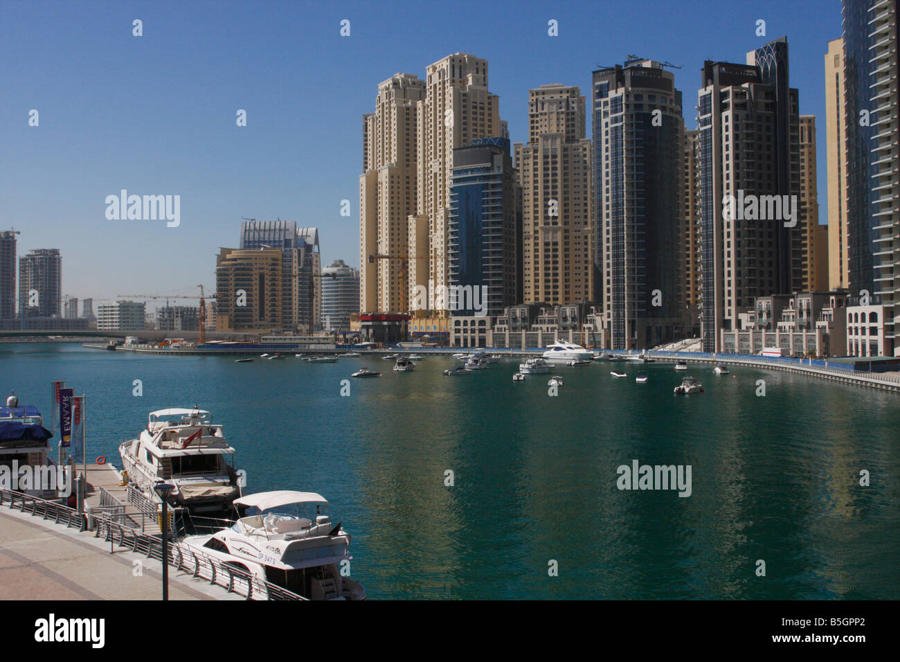 High rise buildings and dubai hi-res stock photography and images - Alamy
