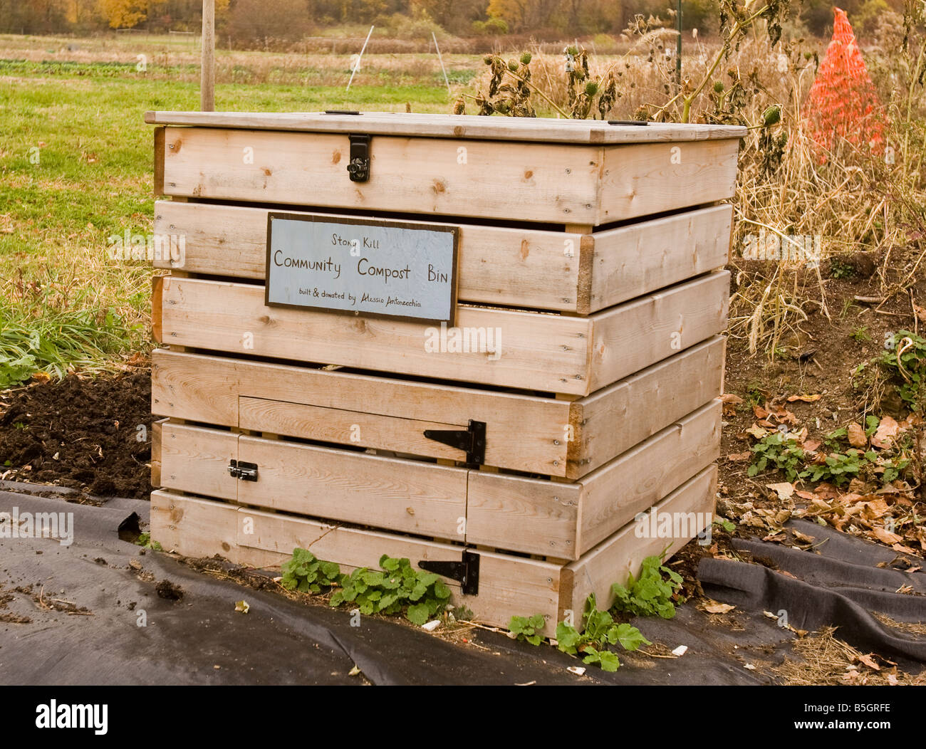 Compost container hi-res stock photography and images - Alamy