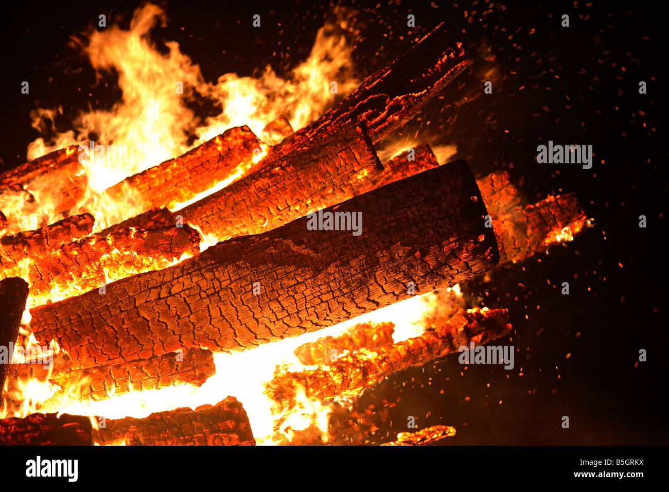 Beams symbol hi-res stock photography and images - Alamy