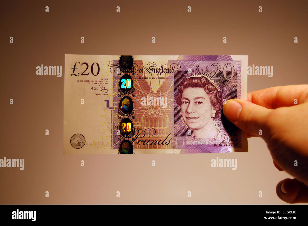 10 pound notes pile hi-res stock photography and images - Alamy