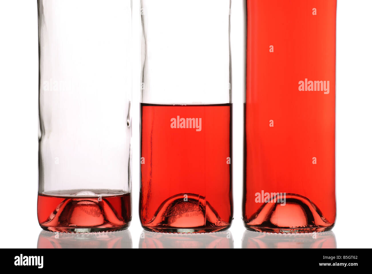 Empty wine glass measurement hi-res stock photography and images - Alamy