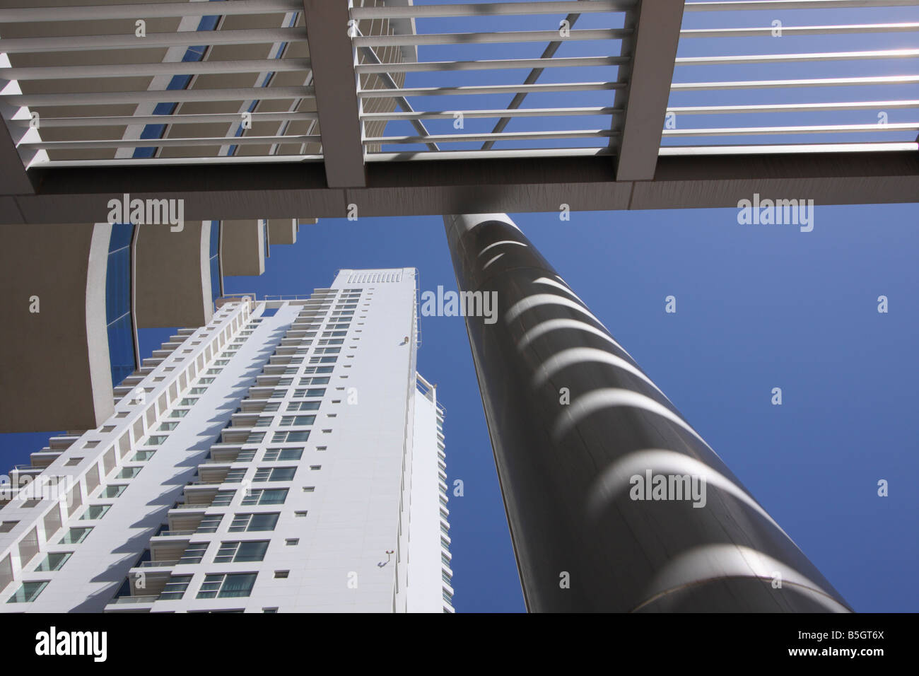High rise buildings and dubai hi-res stock photography and images - Alamy