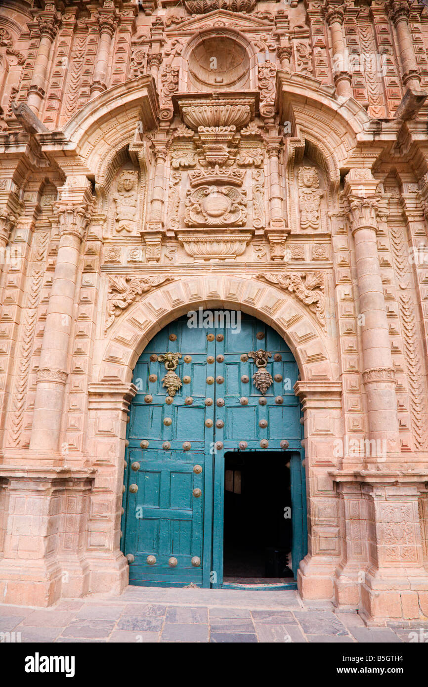 Open church gates hi-res stock photography and images - Alamy