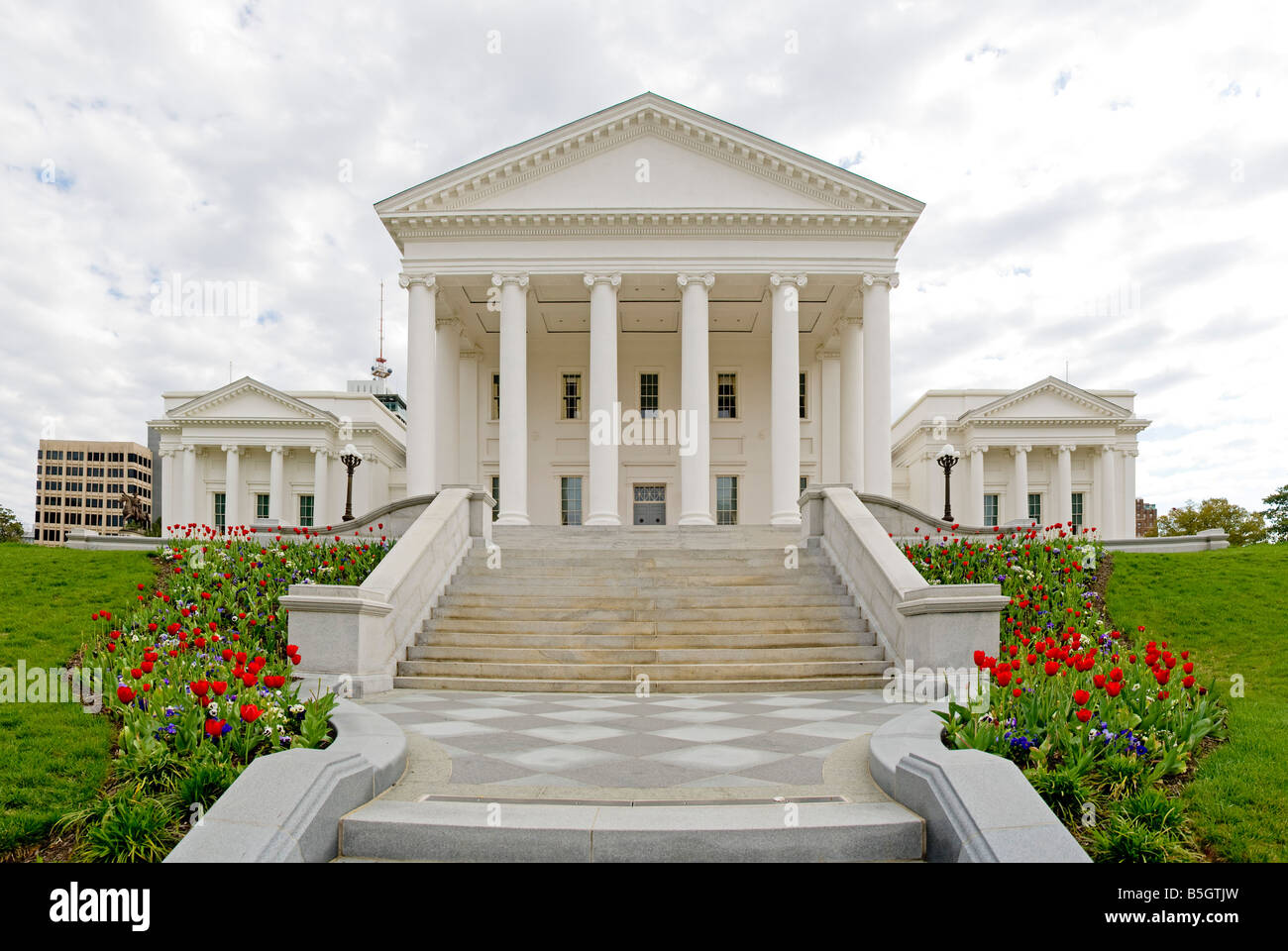 Virginia State Capitol Building in Richmond. Panorama Stock Photo - Alamy