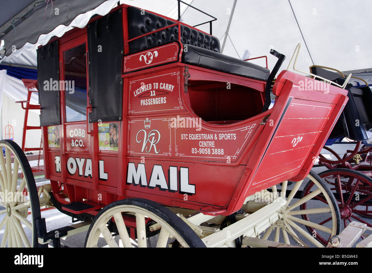 Royal mail coach post horse hi-res stock photography and images - Alamy