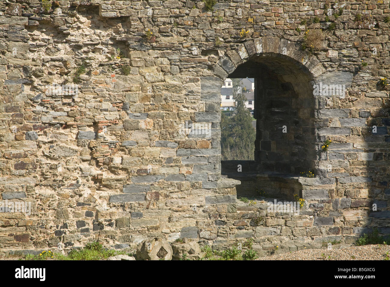 window in a stone wall Stock Photo - Alamy