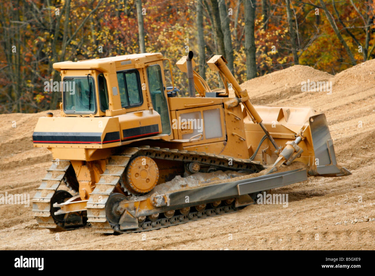 Caterpillar front end loader hi-res stock photography and images - Alamy