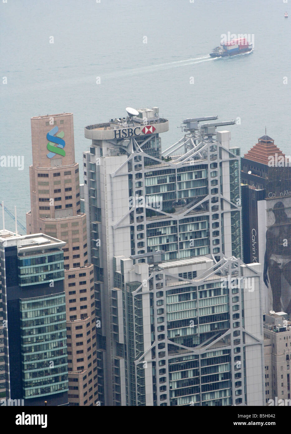 Hsbc building hong kong hi-res stock photography and images - Alamy