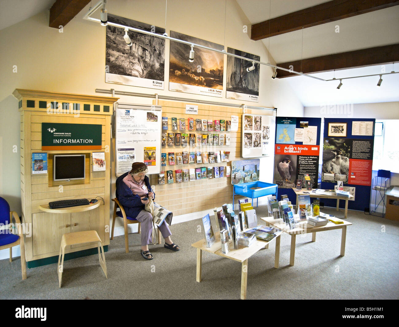 Inside information hi-res stock photography and images - Alamy