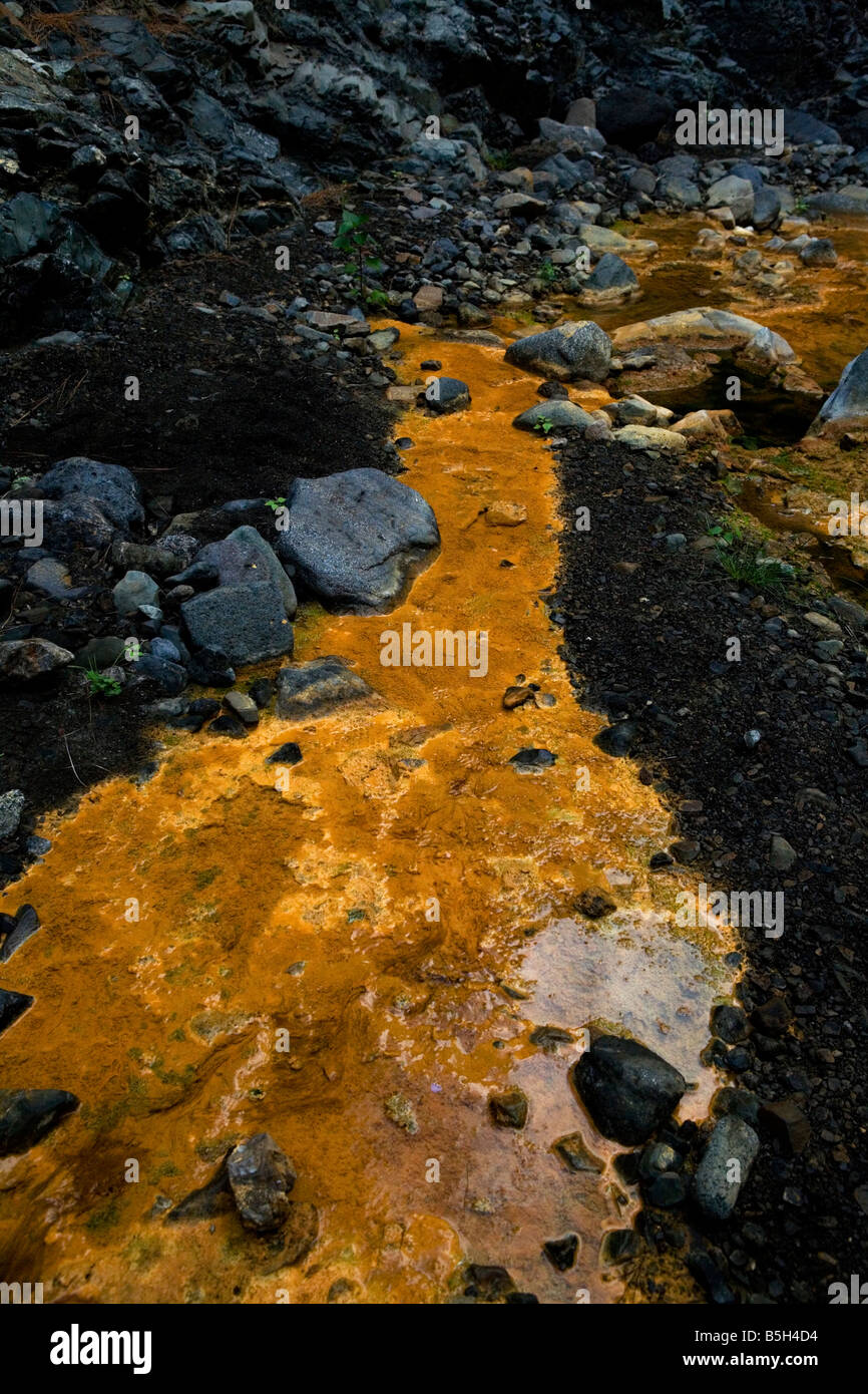 Iron oxide riverbed hi-res stock photography and images - Alamy