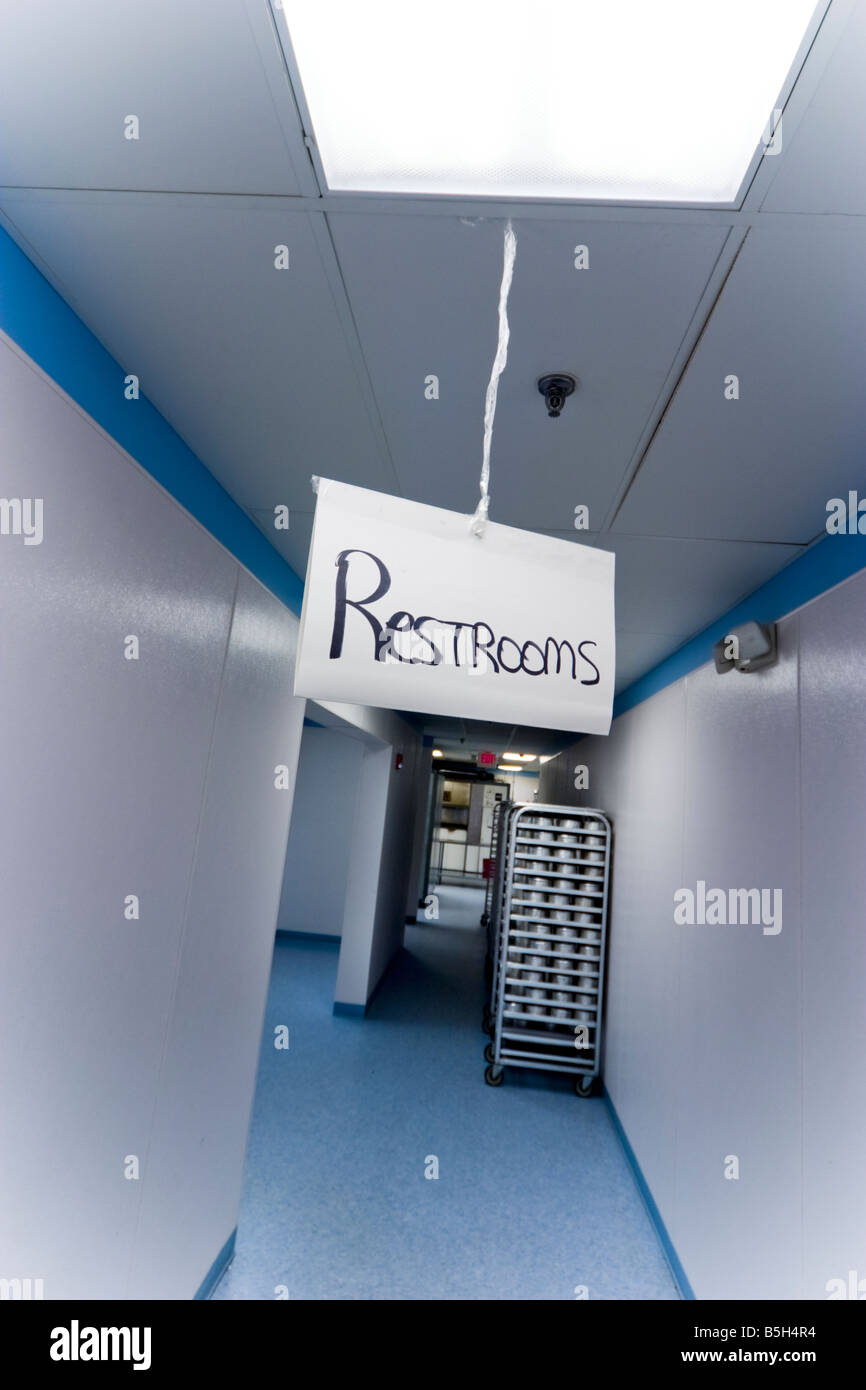 Restrooms hi-res stock photography and images - Alamy