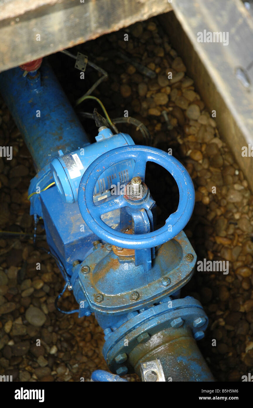 Remote controlled gate hi-res stock photography and images - Alamy