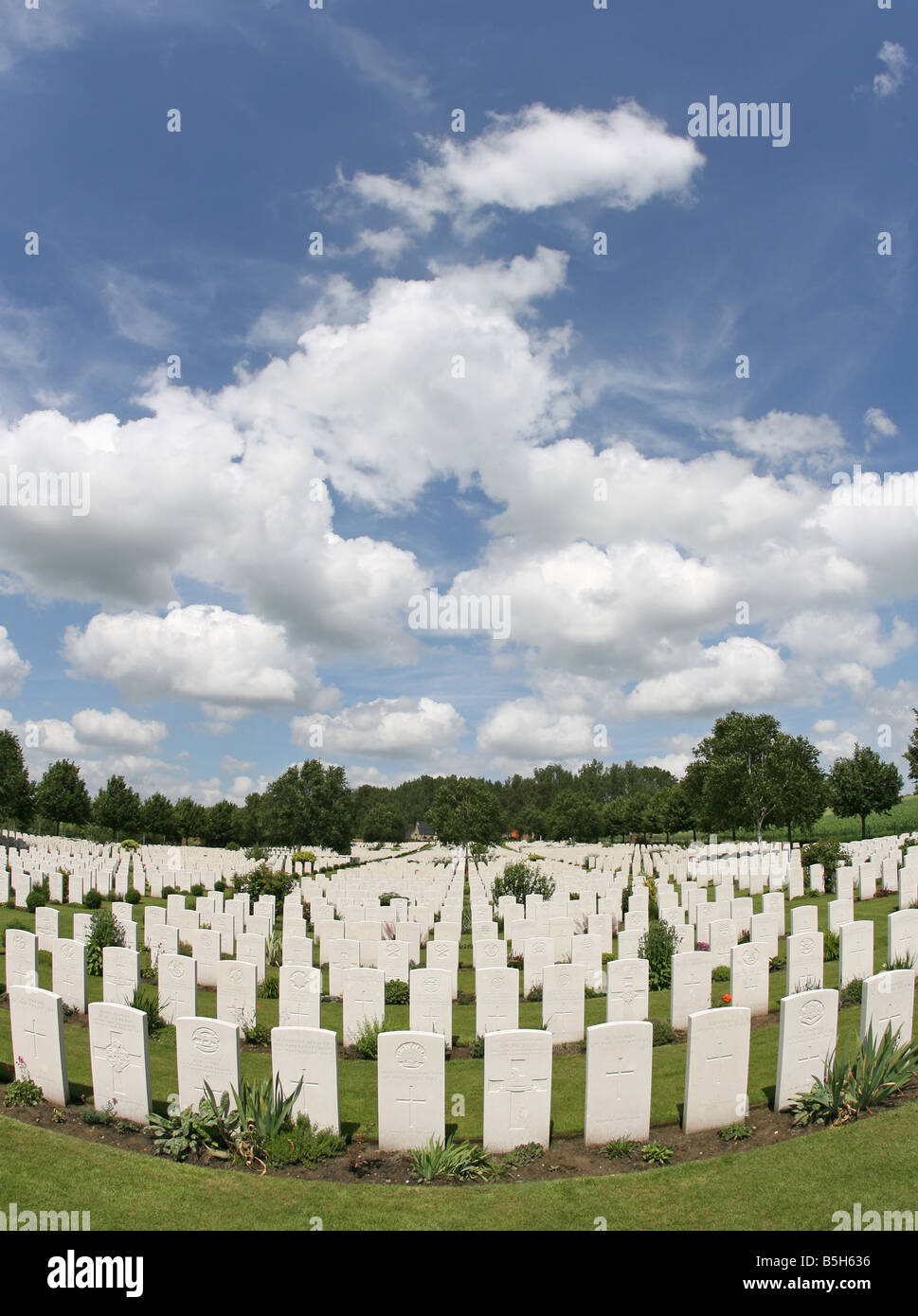 Ww1 Headstones First World War High Resolution Stock Photography and ...