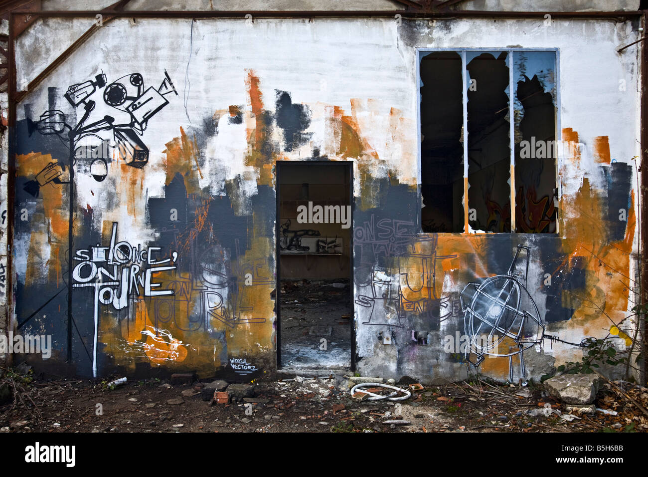 Draw camera cartoon hi-res stock photography and images - Alamy