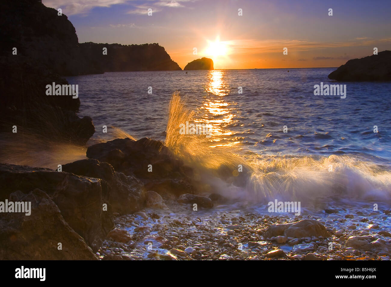 How sun rise hi-res stock photography and images - Alamy