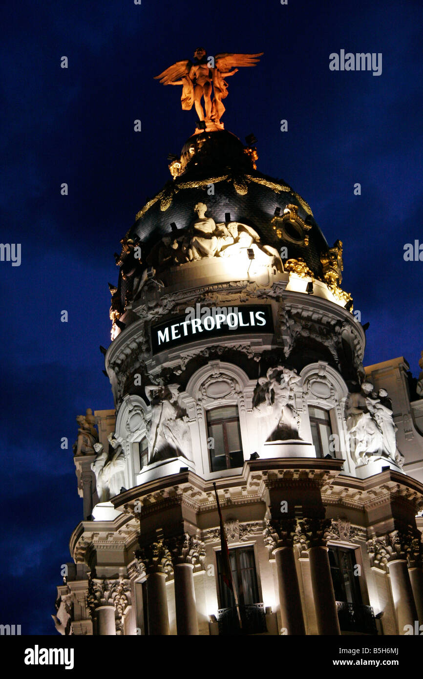 Edificio metropolis gran via hi-res stock photography and images - Alamy