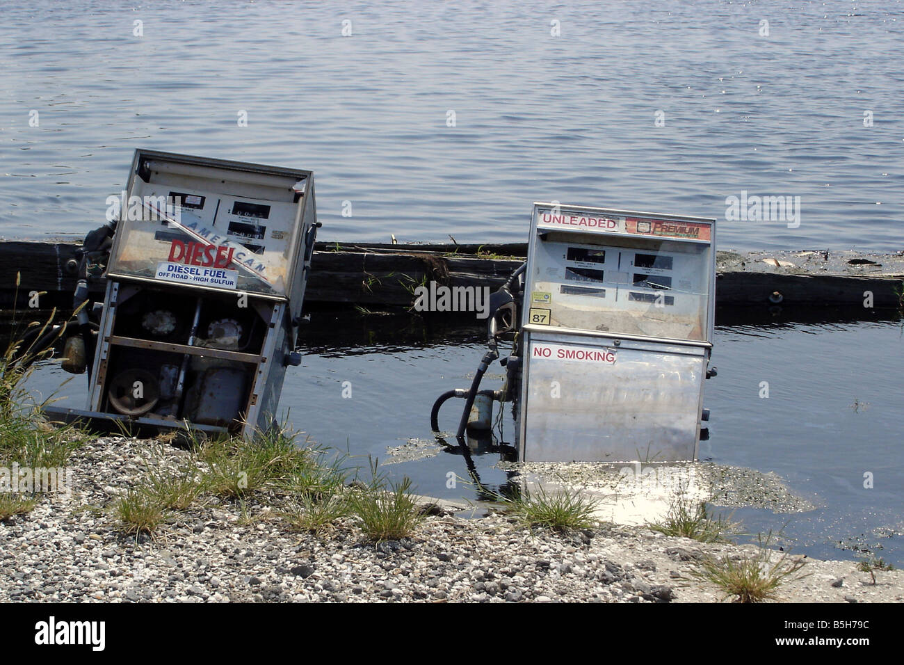 Destroyed water pumps hi-res stock photography and images - Alamy