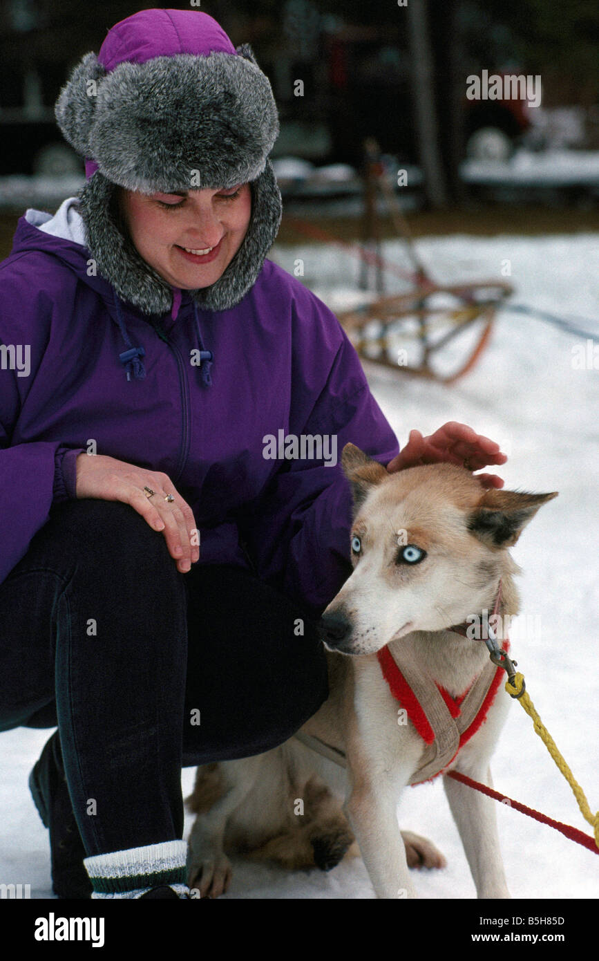 Female sled dog racer hi-res stock photography and images - Alamy