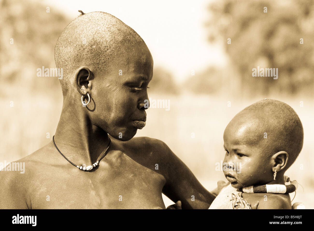 Dinka cattle herders sudan hi-res stock photography and images - Alamy