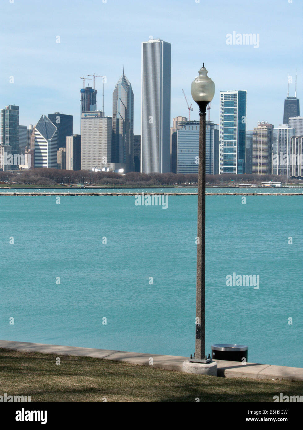 Panoramic view of Chicago downtown, as seen from Adler Planetarium ...