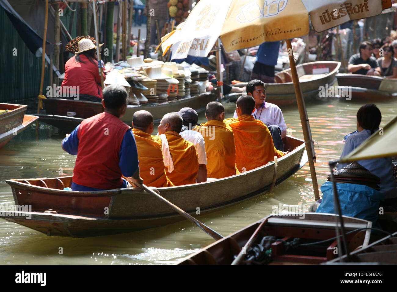 Munks hi-res stock photography and images - Alamy