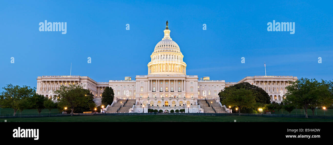 US Capitol building at dusk Stock Photo - Alamy