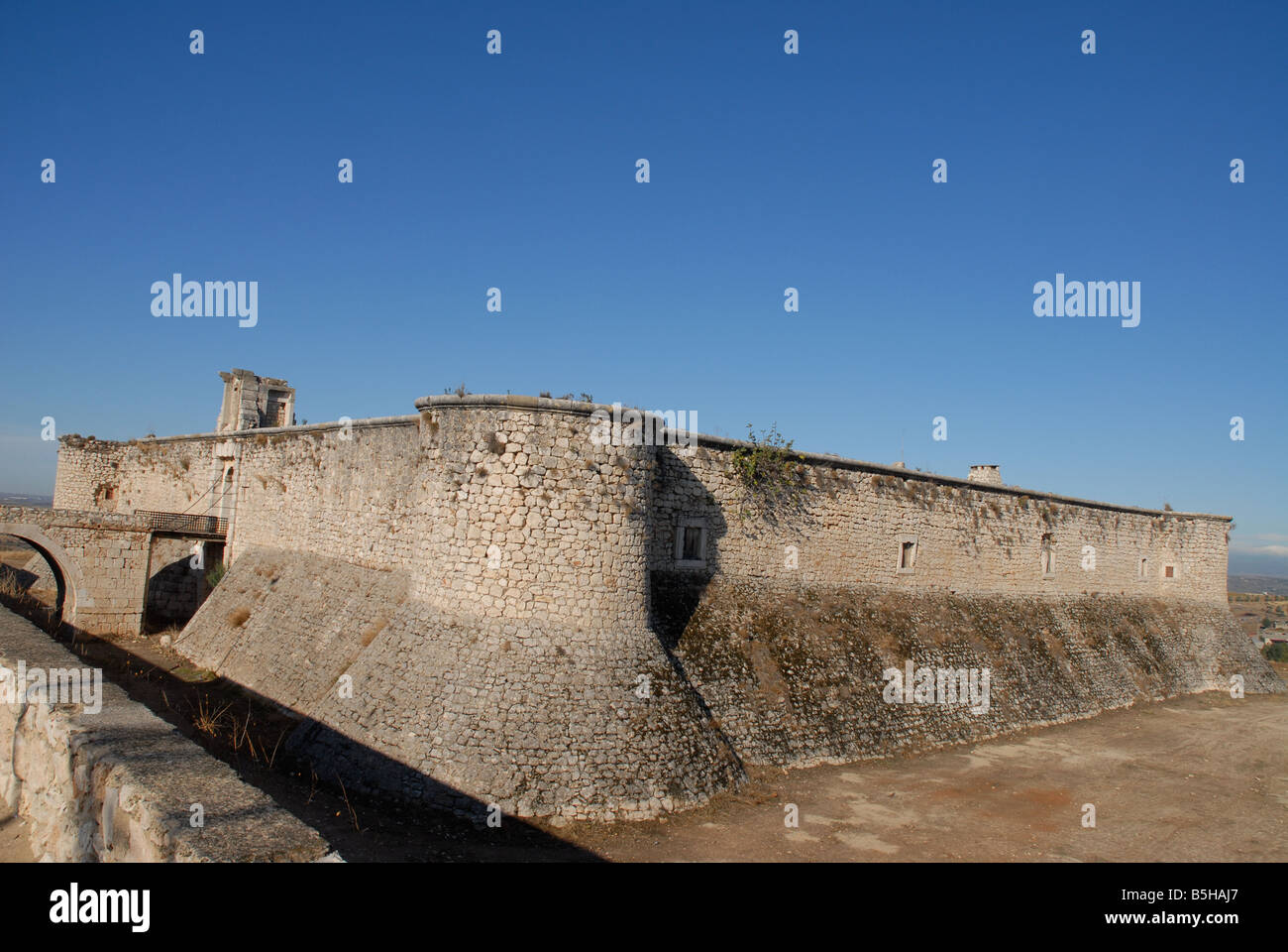 Chinchon castle hi-res stock photography and images - Alamy