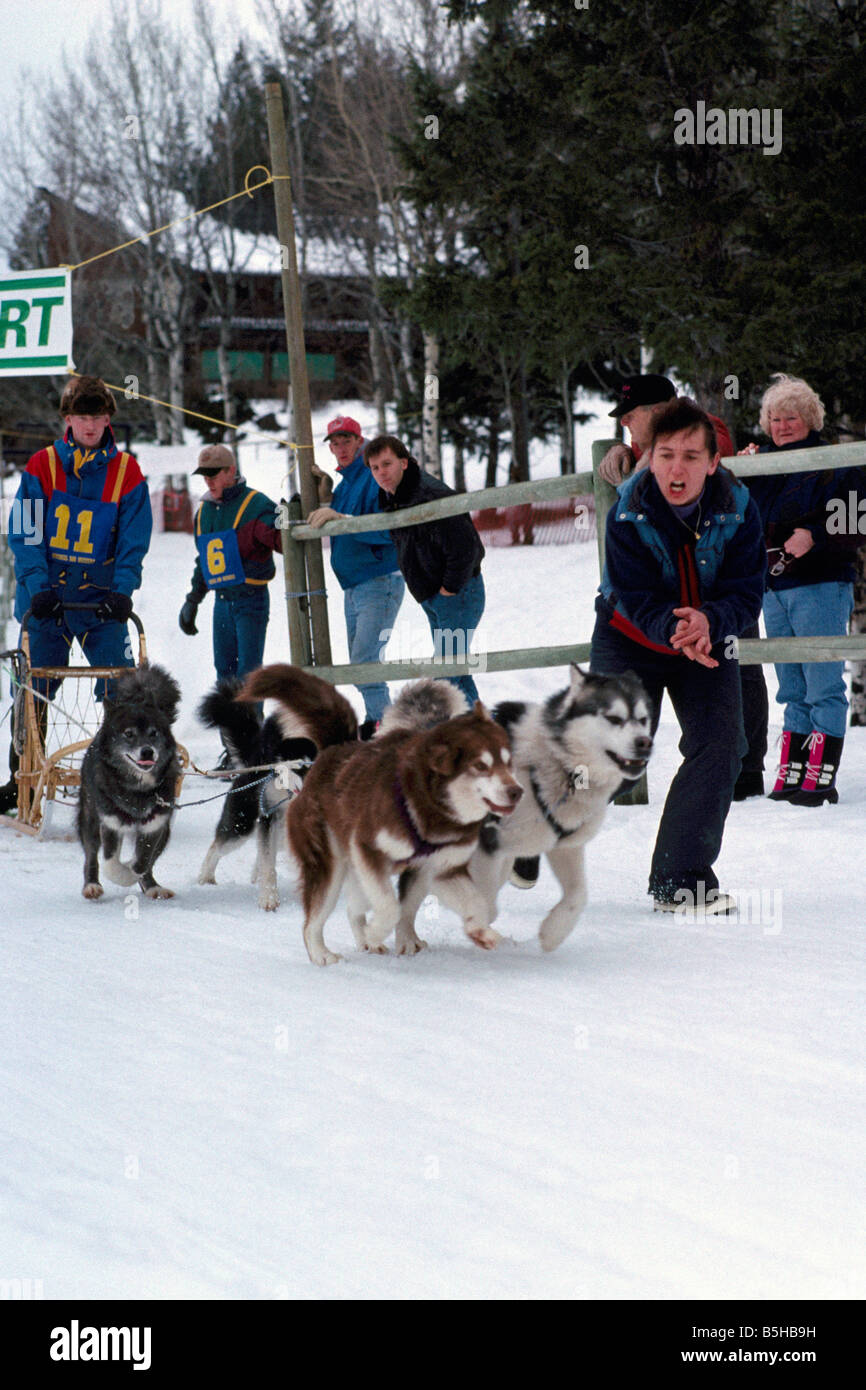 100 mile house hi-res stock photography and images - Alamy